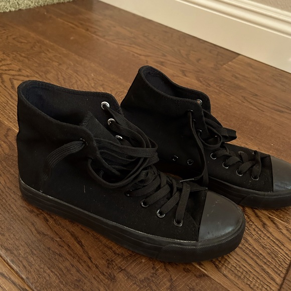 Shoes | All Black Hightop Sneakers | Poshmark